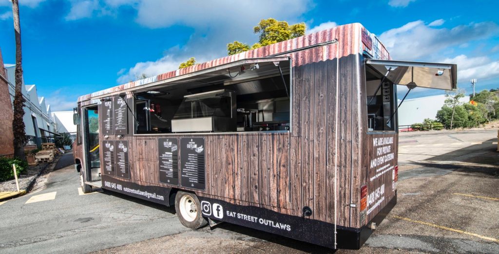 Outlaw Tucker Truck - Van Demons Vans