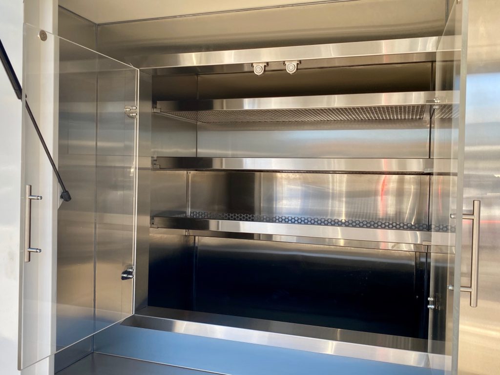 Pie Guru | Custom Made Smoko Van - Van Demons Vans